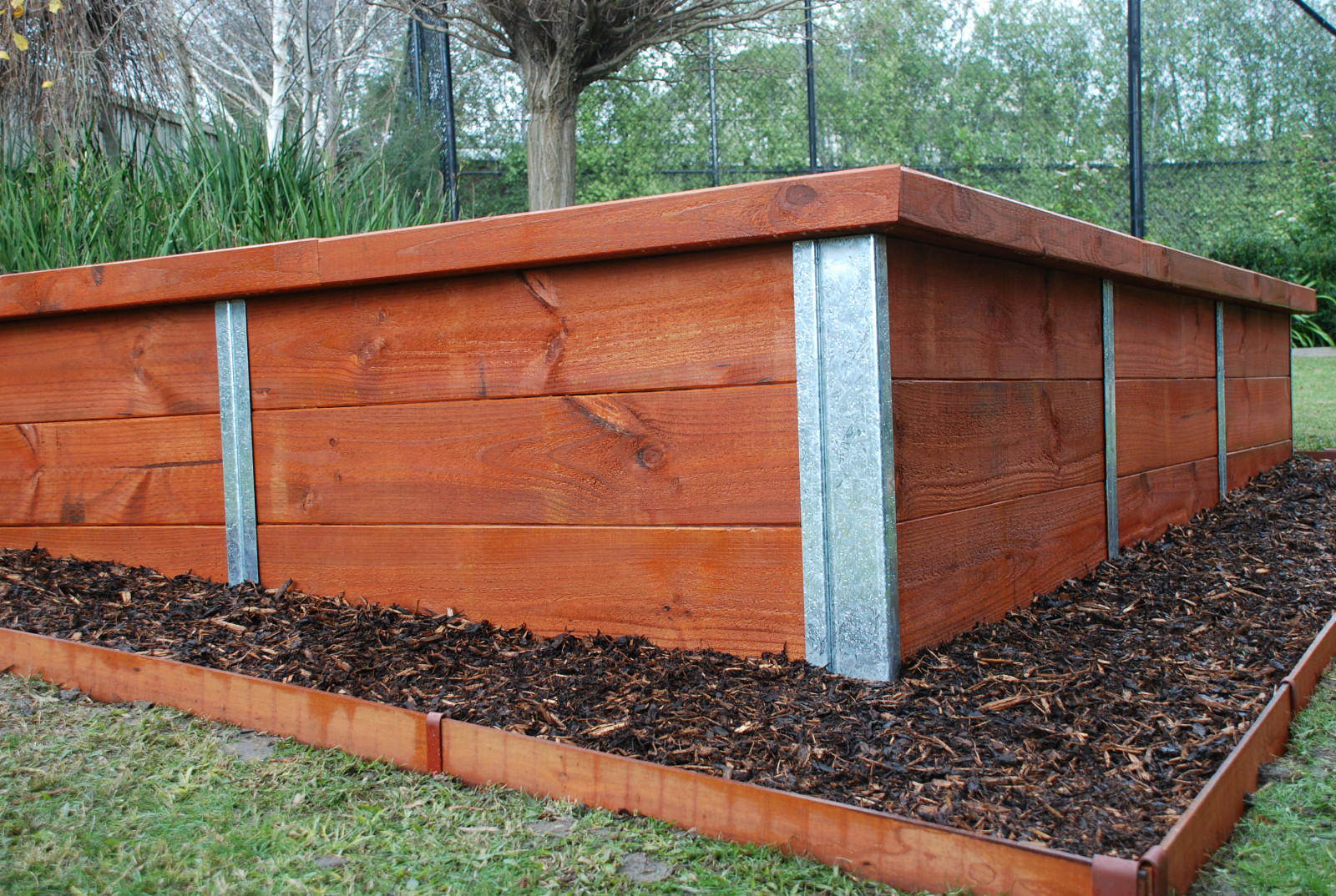 Timber Retaining Wall Posts 1400mm x 75mm End Section FREE DELIVERY ...