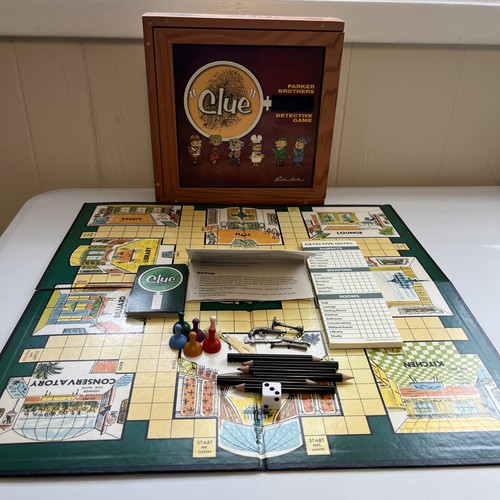 CLUE Board Game Wooden Box Special Figures Nostalgia Series Parker ...