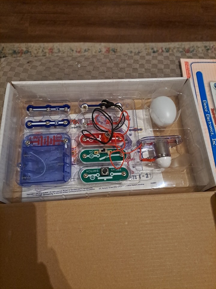 Elenco Snap Circuits Beginner Electricity Learning Kit - SCB20 ...