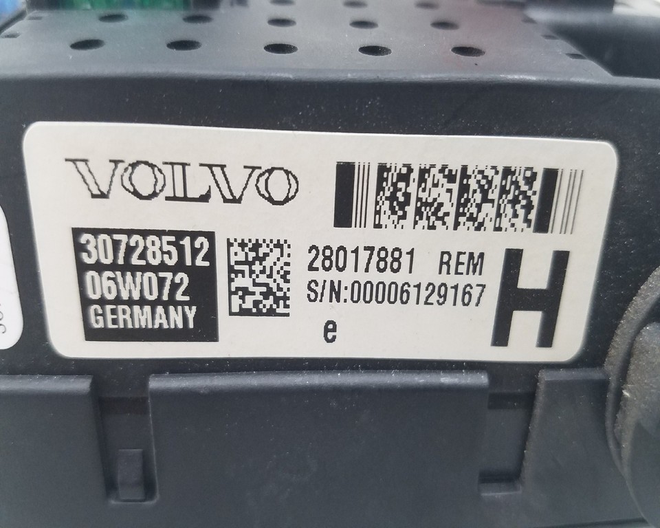 VOLVO XC90 REAR ELECTRONIC MODULE (REM) PART NO. 30728512 28017881 2006 ...