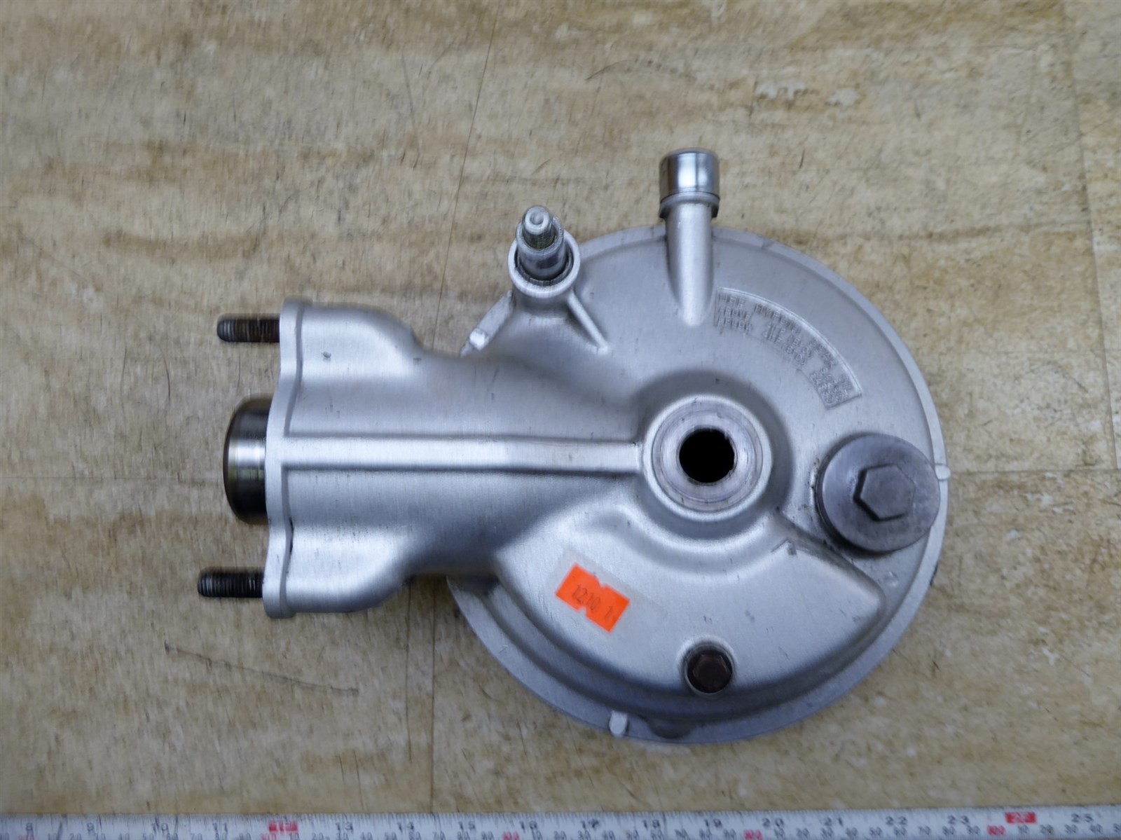 1982 Honda V45 Magna VF750 H1210-1. final drive rear differential diff ...