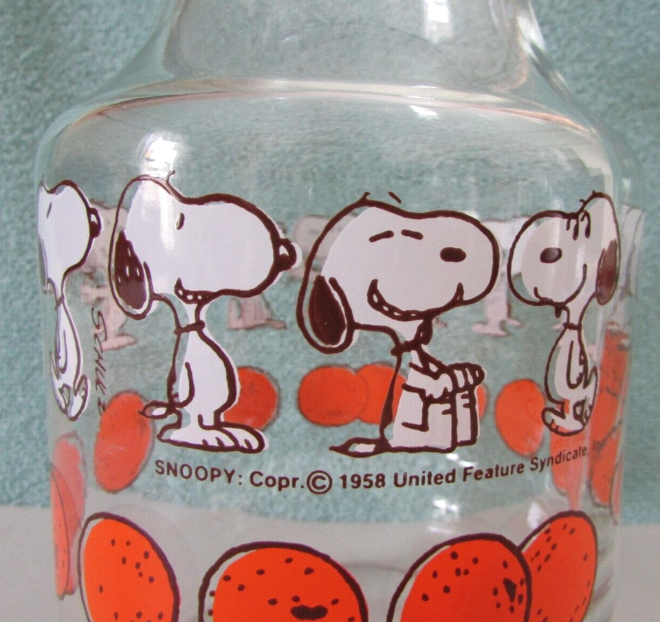 Vintage Peanuts Snoopy Glass Carafe Pitcher Orange Juice Anchor Hocking ...