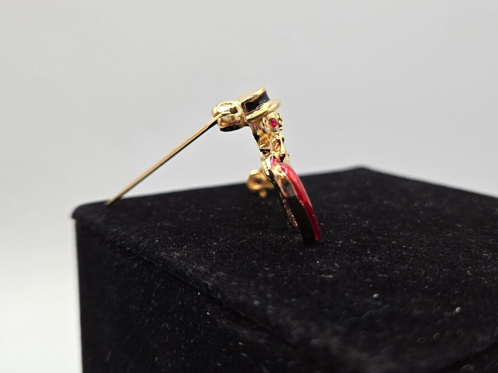 Bob Mackie Clown Signature Logo Brooch Enamel On Gold-Tone W ...