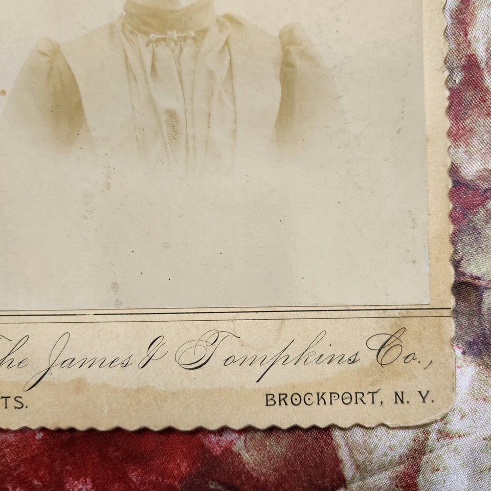 Antique Cabinet Card Photo 1800s Victorian Portrait Woman Brockport New ...