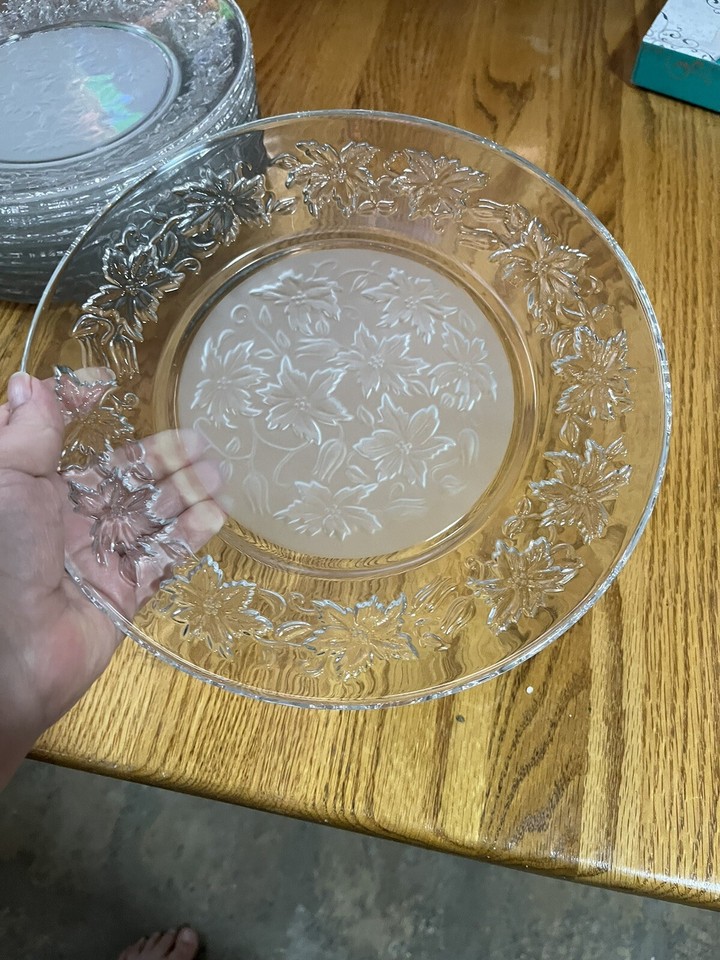 Princess House FANTASIA Poinsettia Crystal Dinner Plates 10" ~ Frosted ...