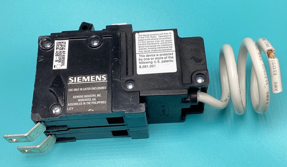 New Circuit Breaker Siemens BF240 BF240A 40 Amp 2 Pole 10kA Bolt On ...