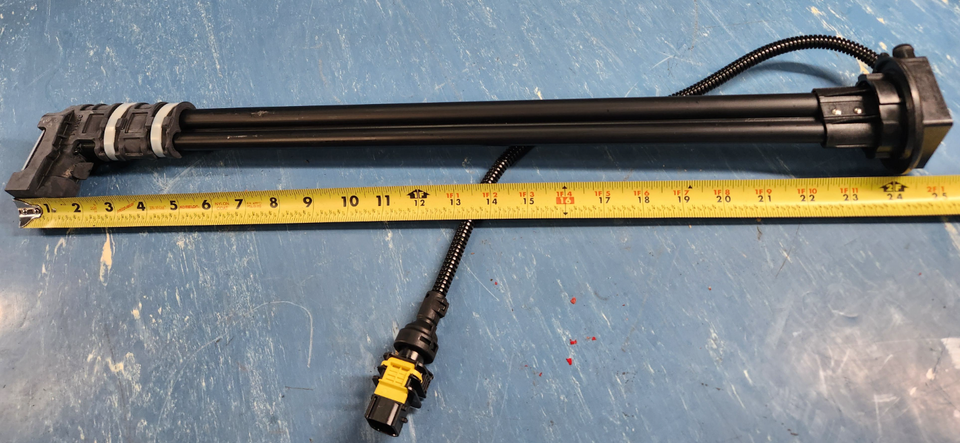 DEF Quality Sensor Brand New Genuine Paccar Kenworth Q21-6170-007K1T ...