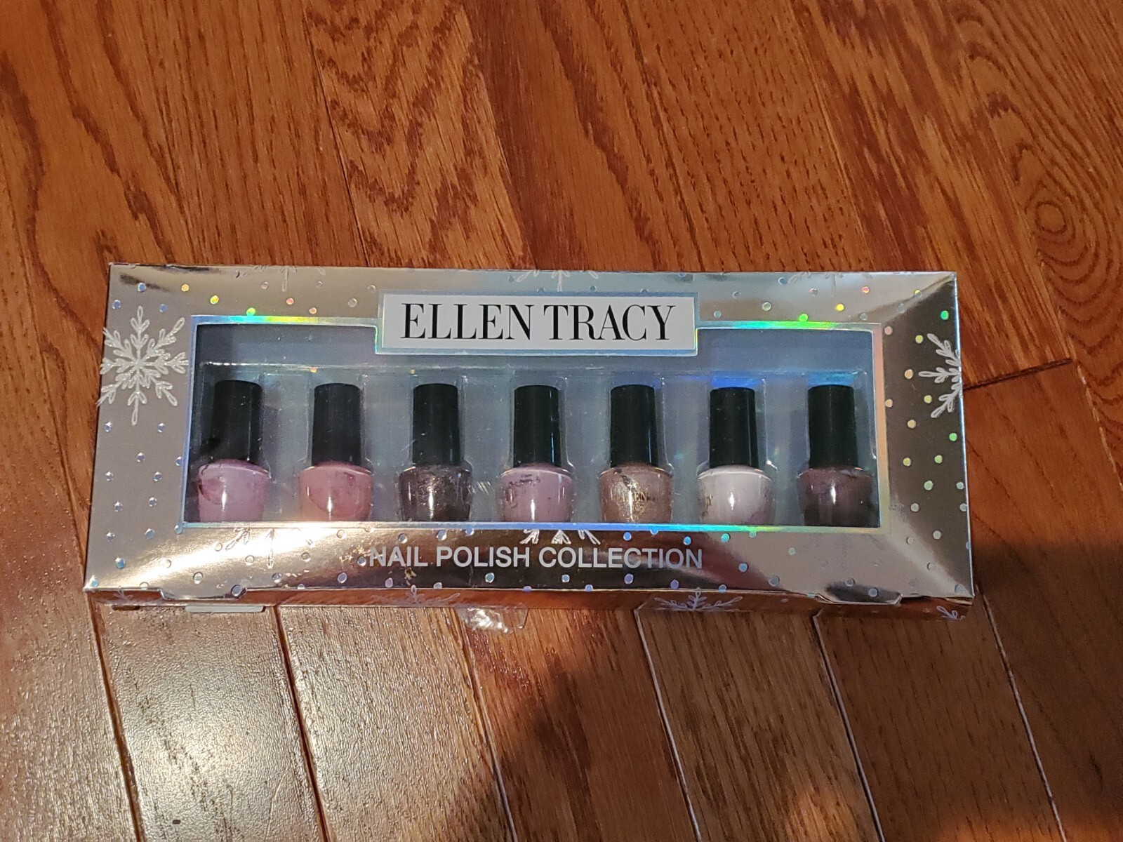 Ellen Tracy Nail Polish Box Collection 7 Piece Nail Polish Various ...