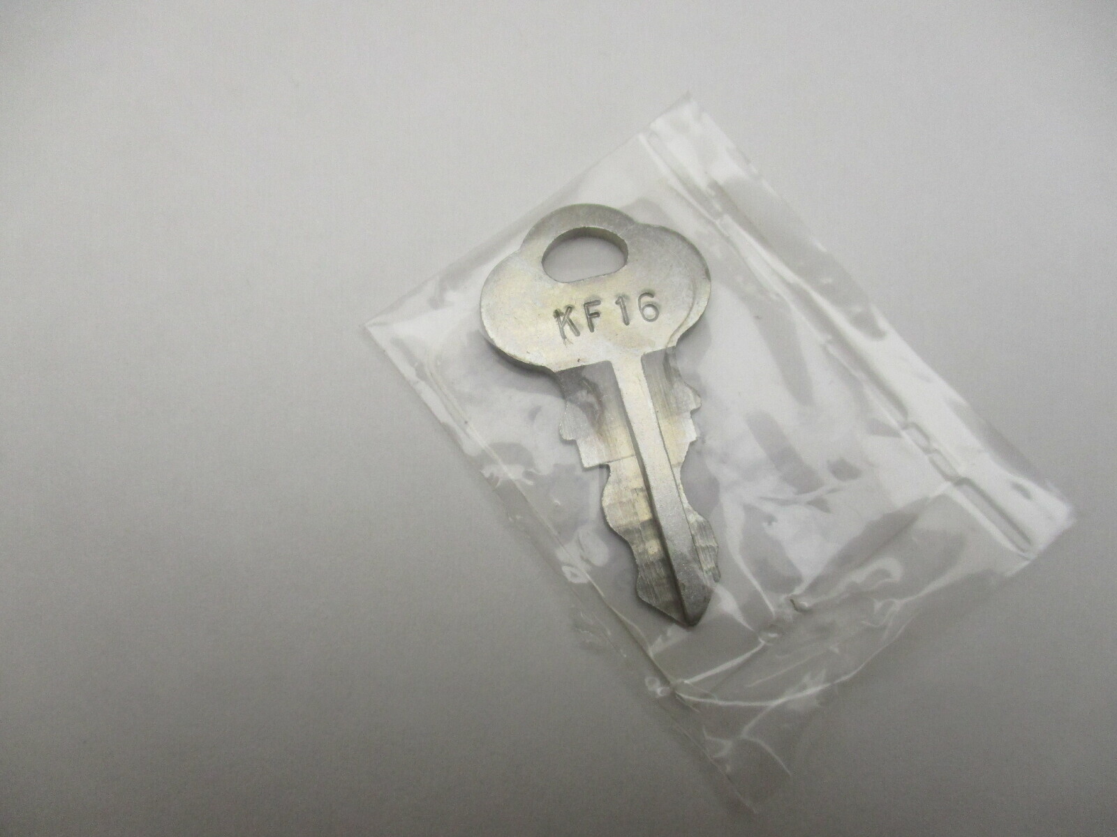 501531 0501531 OMC Ignition Key KF-16 Evinrude Johnson Outboards | eBay