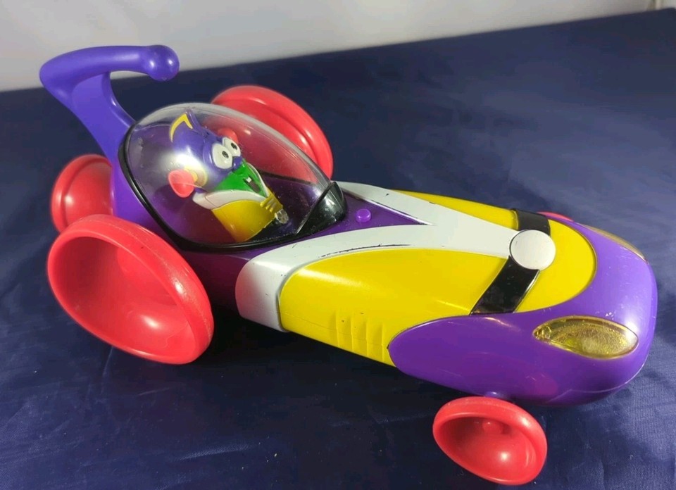 TESTED VeggieTales Larry Boy Larry-Mobile Car Blue Box Veggie Tales 11 ...