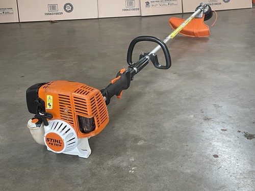 STIHL FS110R String Trimmer / 31cc Gas Weedeater - Starts & Runs Strong ...