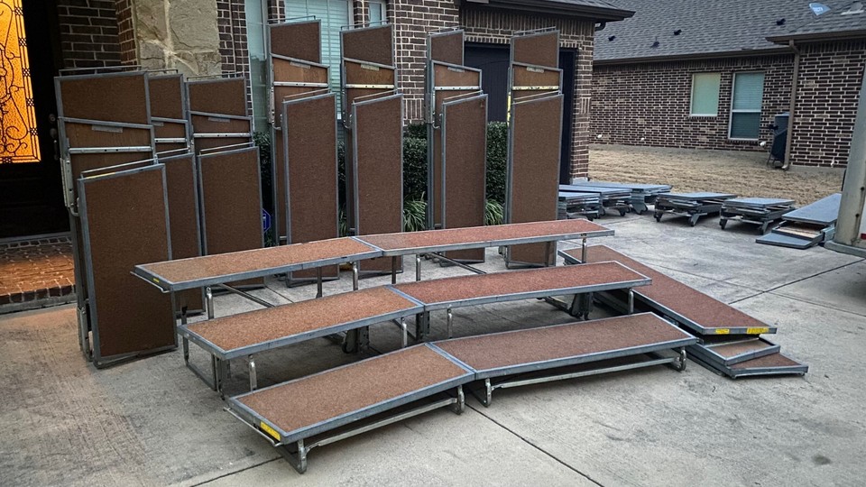 TEN (10) Wenger Portable Stage Risers Choral Choir Performance ...