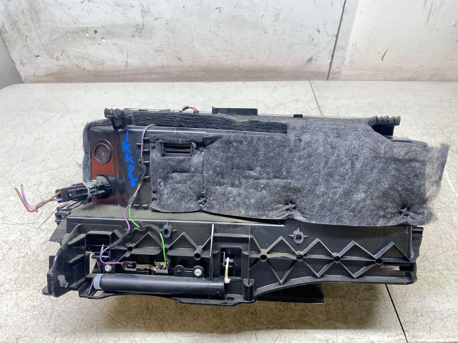Black Glove Box(2046800091) Mercedes C-Class 4 Door AT C300 2008 2009 ...