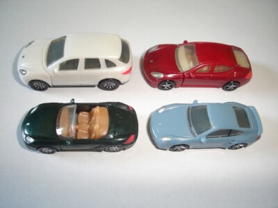 PORSCHE 2010 MODEL ROAD CARS SET 1:87 H0 - KINDER SURPRISE PLASTIC ...