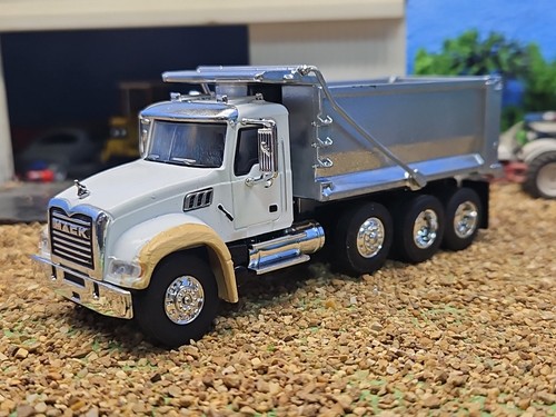 CUSTOM Mack Granite Dump Truck 1/64 2020 dcp Greenlight rock gravel ...