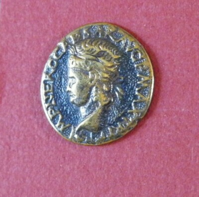 Buttons - Buttons Roman