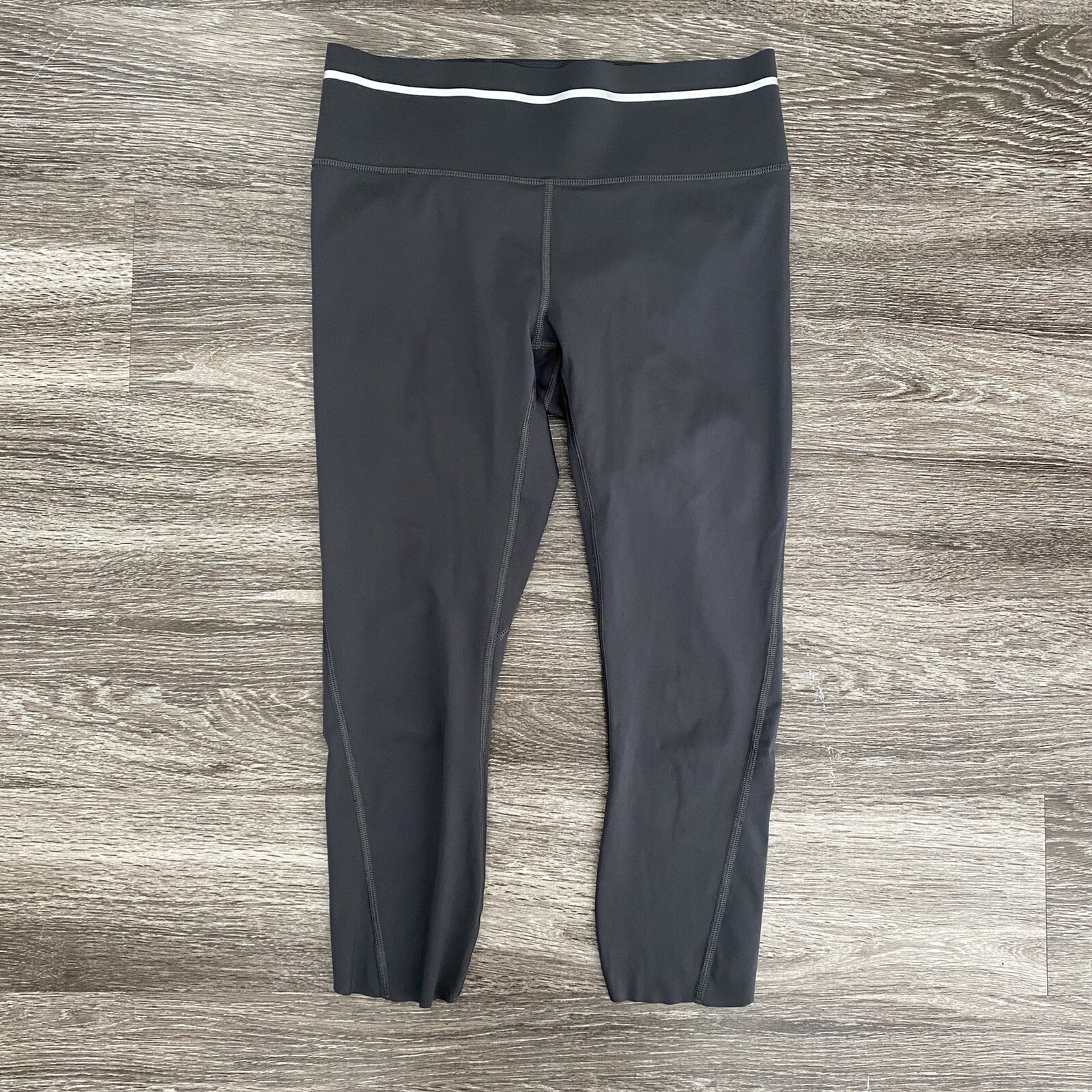 Athleta Sonic Reflective Capri Medium M Gray Legging … - Gem