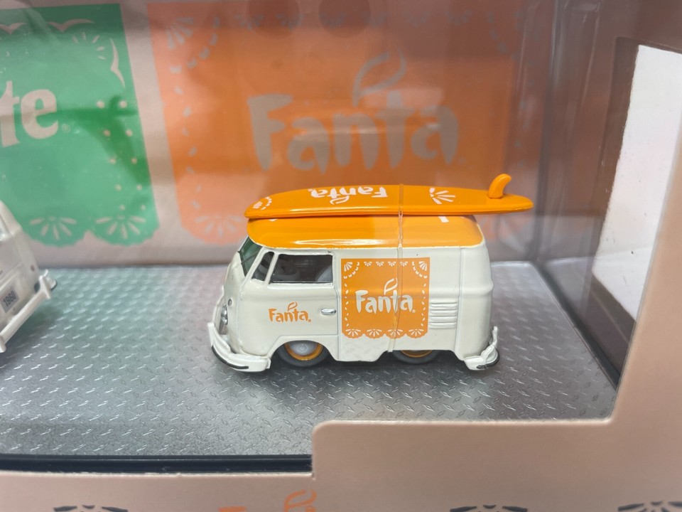 M2 Machines 1960 VW DELIVERY VAN Coca-Cola SPRITE FANTA 3 Pack Red ...
