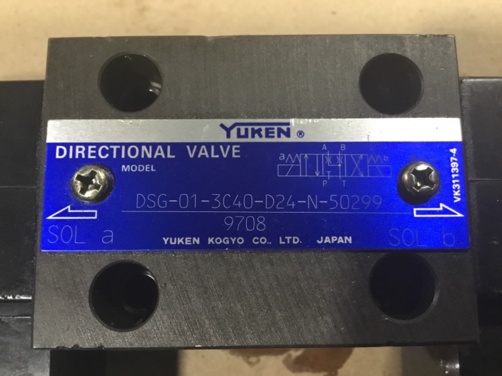 Yuken DSG-01-3C40-D24-N-50299 Directional Valve #694DKA20PR2 | eBay