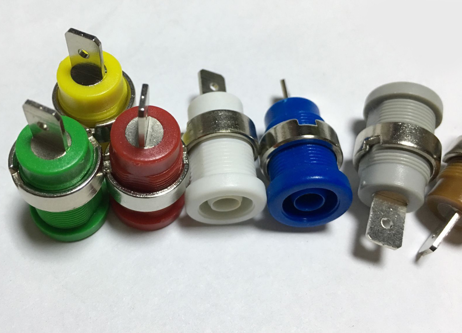 16PCS 600V 32A 4mm Binding Post Banana Socket Panel Mount Test Probe 8 ...