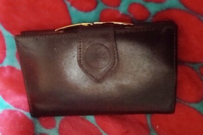 Riviera Women's Brown Wallet W Kiss Lock Coin Purse Vintage | eBay