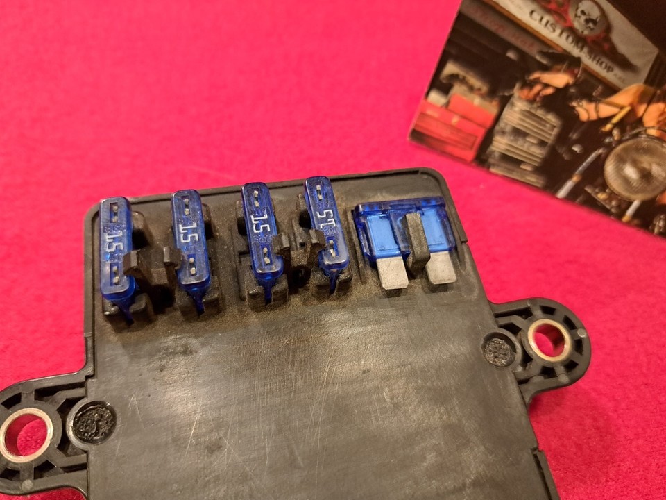 1983 83 HONDA VT750C VT 750 SHADOW FUSE BOX CARRIER HOLDER Oem ...