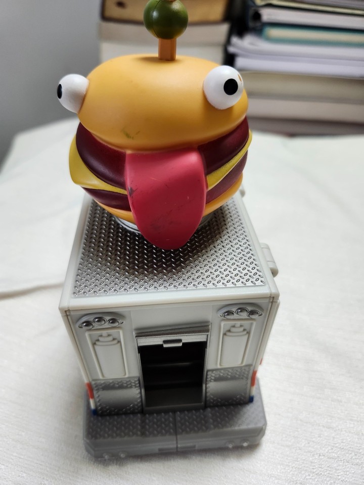 Kidrobot DURRR Burger Food Truck Vinyl Figure Designer Toy Art ...