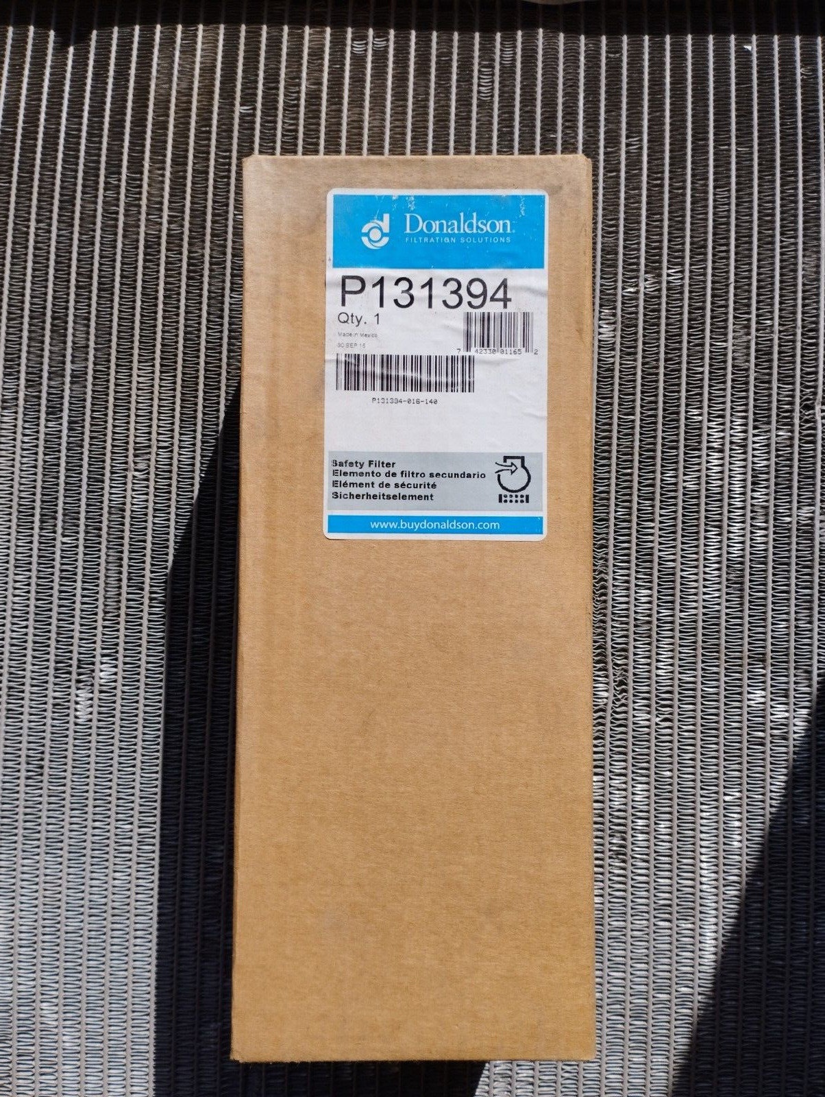 DONALDSON P131394 - Air filter cross reference