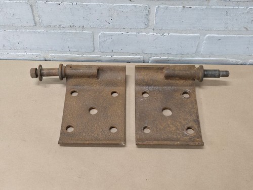 JEEP CJ 1976-86 Factory AMC 20 Rear Leaf Spring Plates -- CJ5 CJ7 CJ8 ...