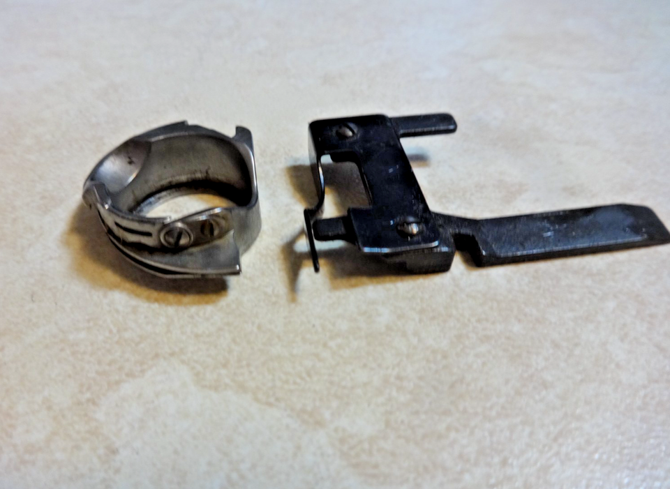 Singer 403A Sewing Machine BOBBIN CASE and RETAINER | eBay