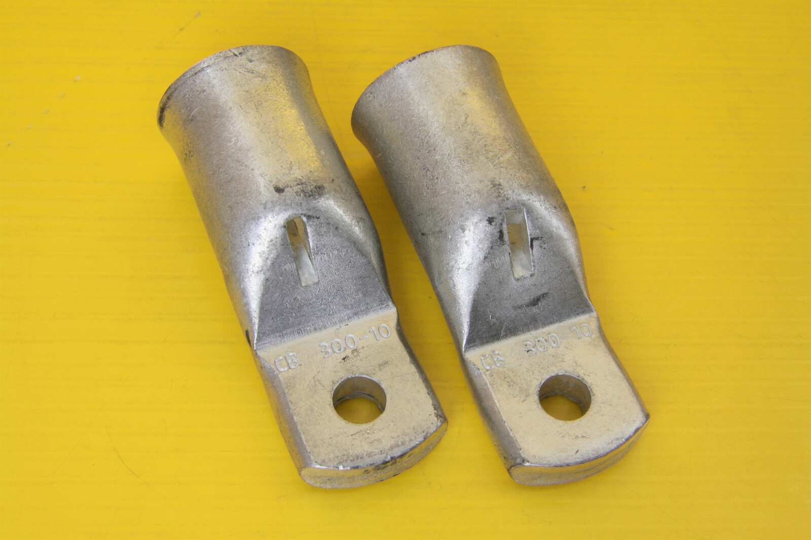 5 x Cabac CAL300-10 Copper Cable Lugs 10mm Stud Hole 300mm² Cable Crimp ...