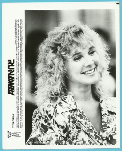 Runaway Cynthia Rhodes Movie Film Publicity Press Photo | eBay