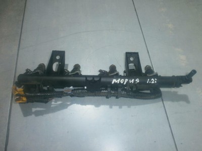 8200379181 8200292590 4x Fuel injector rail (injectors)(Fuel distr ...