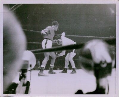 LG791 1958 Original Photo TONY DEMARCO VIRGIL AKINS Welterweight Boxing ...