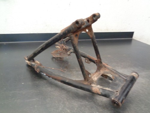 1978 78 YAMAHA DT 125 DT125 MOTORCYCLE MOTOR BODY MOUNT SUBFRAME SUB ...