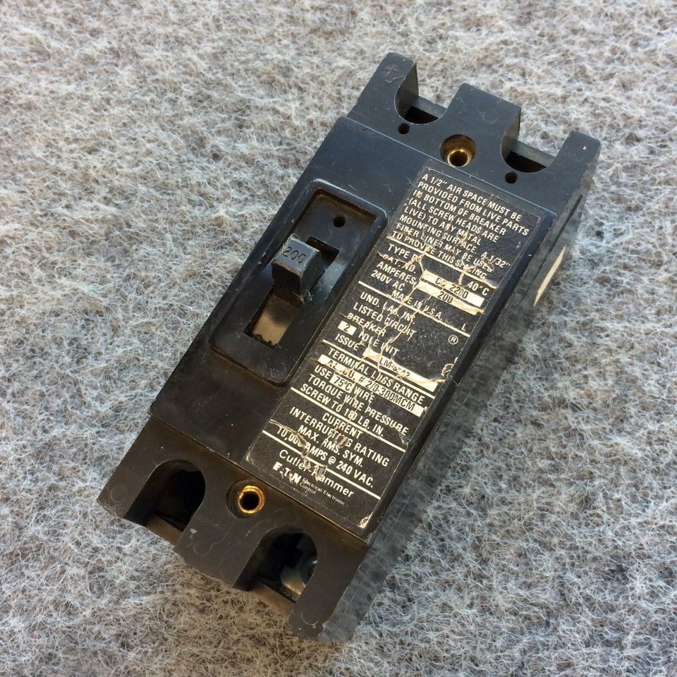 Cutler Hammer CC2200 200 Amp 2 Pole Circuit Breaker Type CC Lugs ...