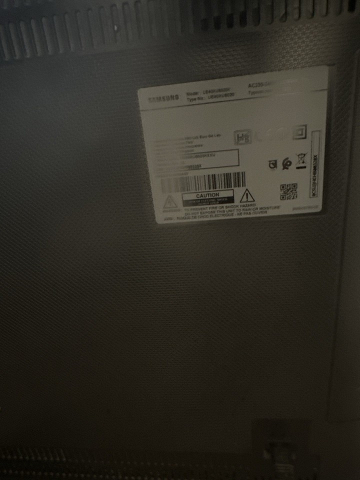 Samsung UE40KU6020 40-inch 4K Ultra HD Smart LED TV - MESSAGE B4 buying ...