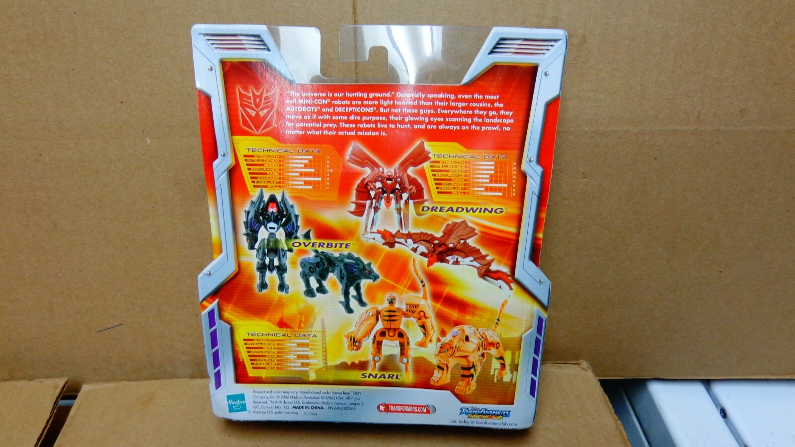 Hasbro Transformers Classic Mini Con 3-Pack: Predator Attack Team Snarl ...
