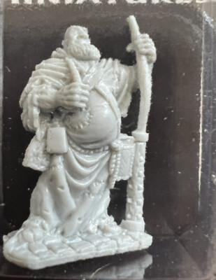 Reaper Miniatures 77206 HUMAN MONK, FRIAR STONE Dark Heaven Bones ...