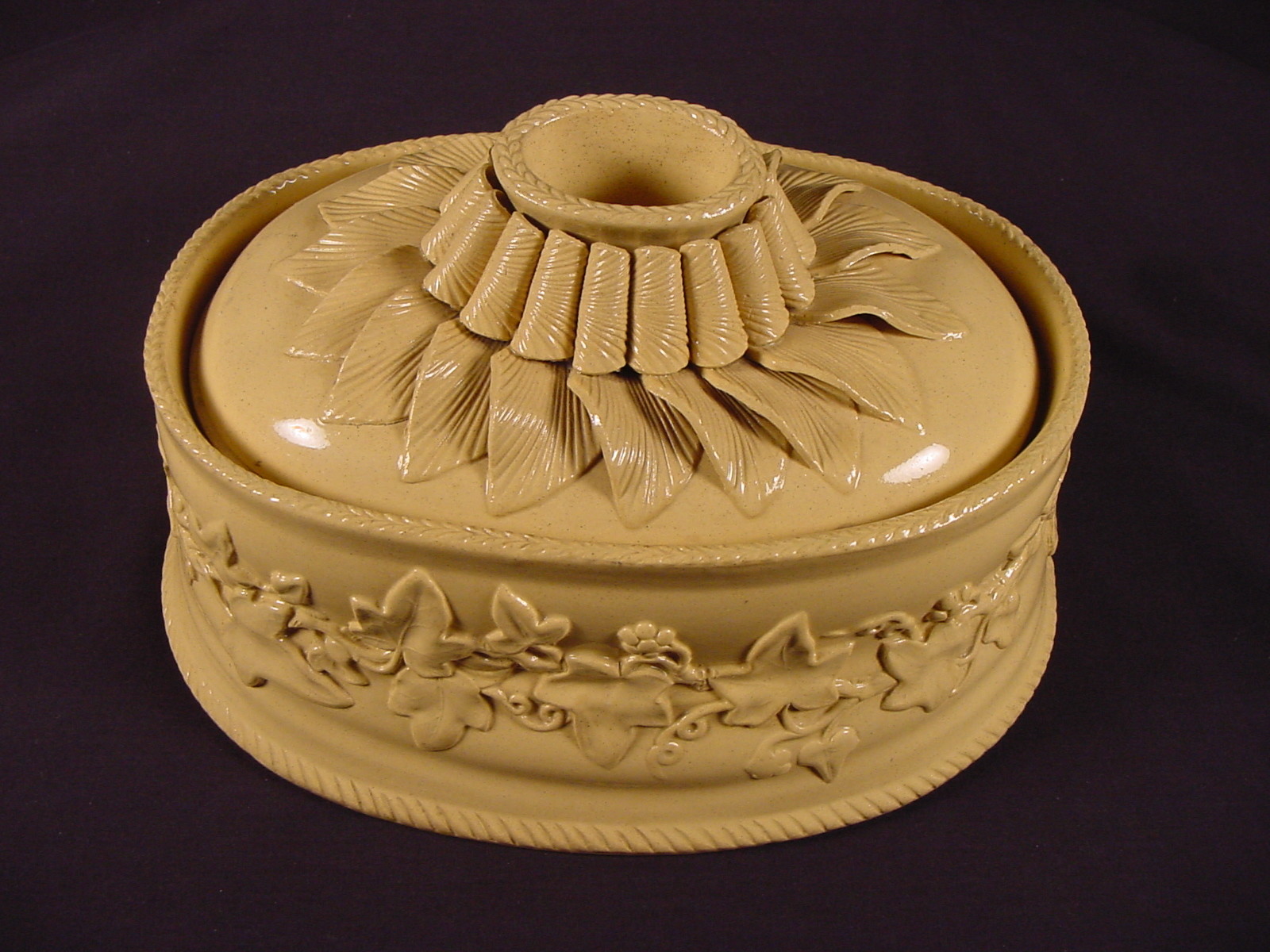 VERY RARE MAGNIFICENT EARLY 1800s 3 PIECE GAME DISH WITH LINER YELLOW ...