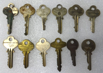 Independent Lock Co. ILCO Keys Vintage Antique Lot of 12 VV | eBay