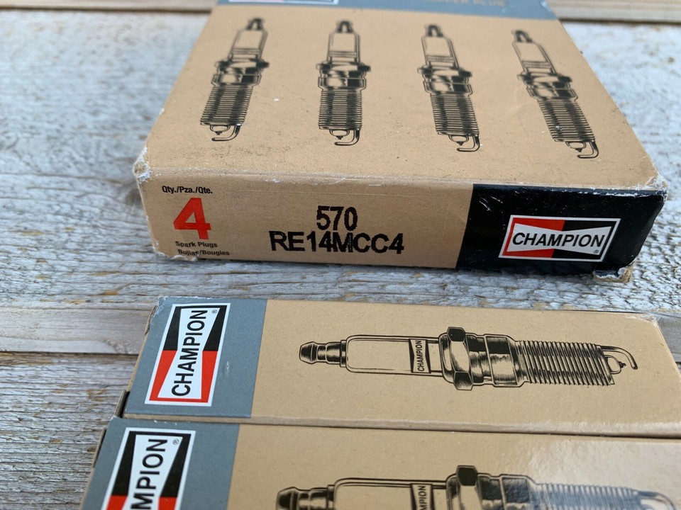 NEW Champion Copper Spark Plugs 570 RE14MCC4 (4 Pack) Fast Free ...