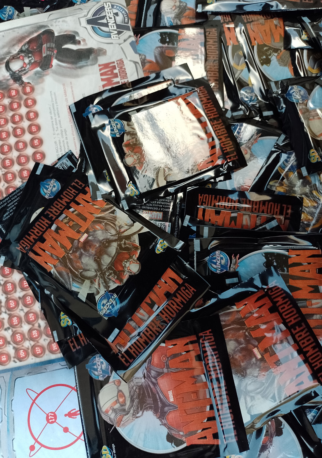 Avengers🔥 Ant-Man Movie🪳 Set 100 Closed packs 🔥(500 S.Cards)🪳 Plus ...