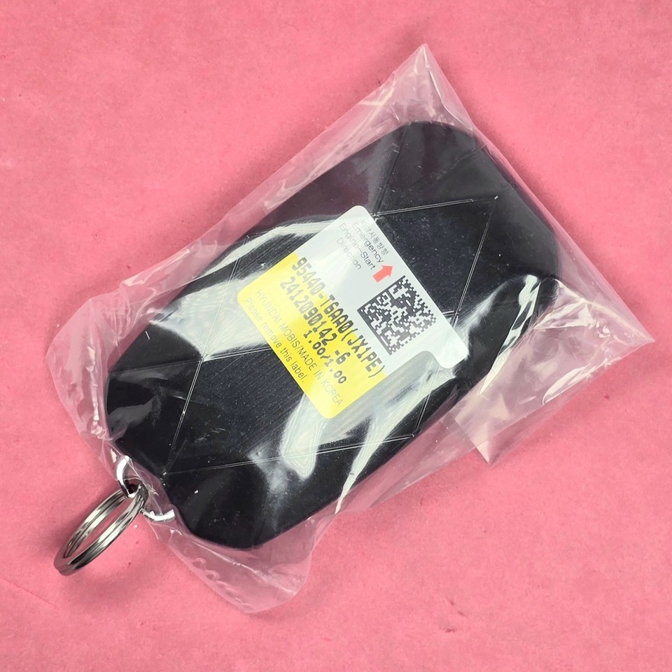 New OEM 2024 - 2025 Genesis GV80 Smart Key 7B - TQ8-FOB-4F75U44 (Black ...