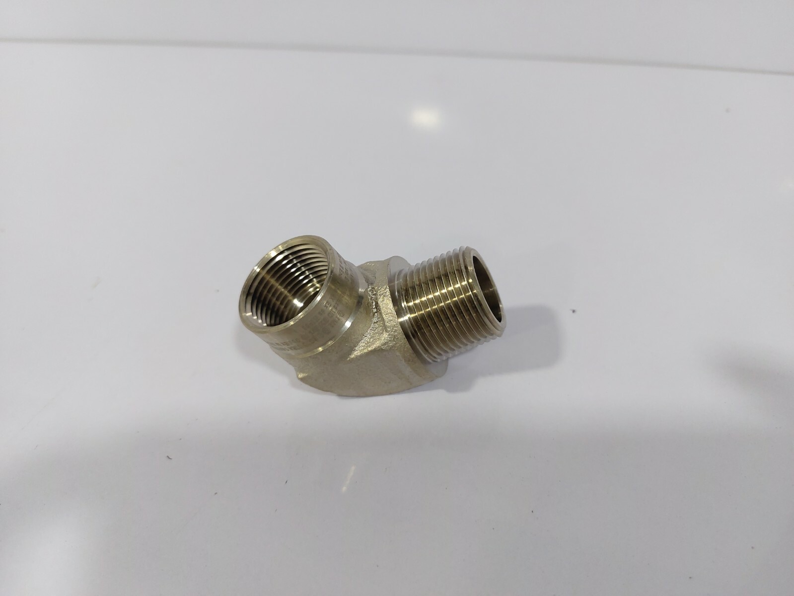 CMP 787 Series 90Deg J.T. Day PTY Ltd 787DT2T25 Adaptor ¾”NPT Male X ¾ ...