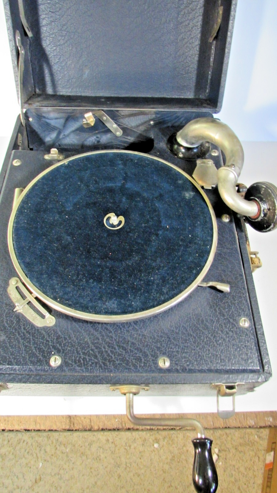 VINTAGE HAND CRANKED WINDUP PHONOGRAPH. | eBay
