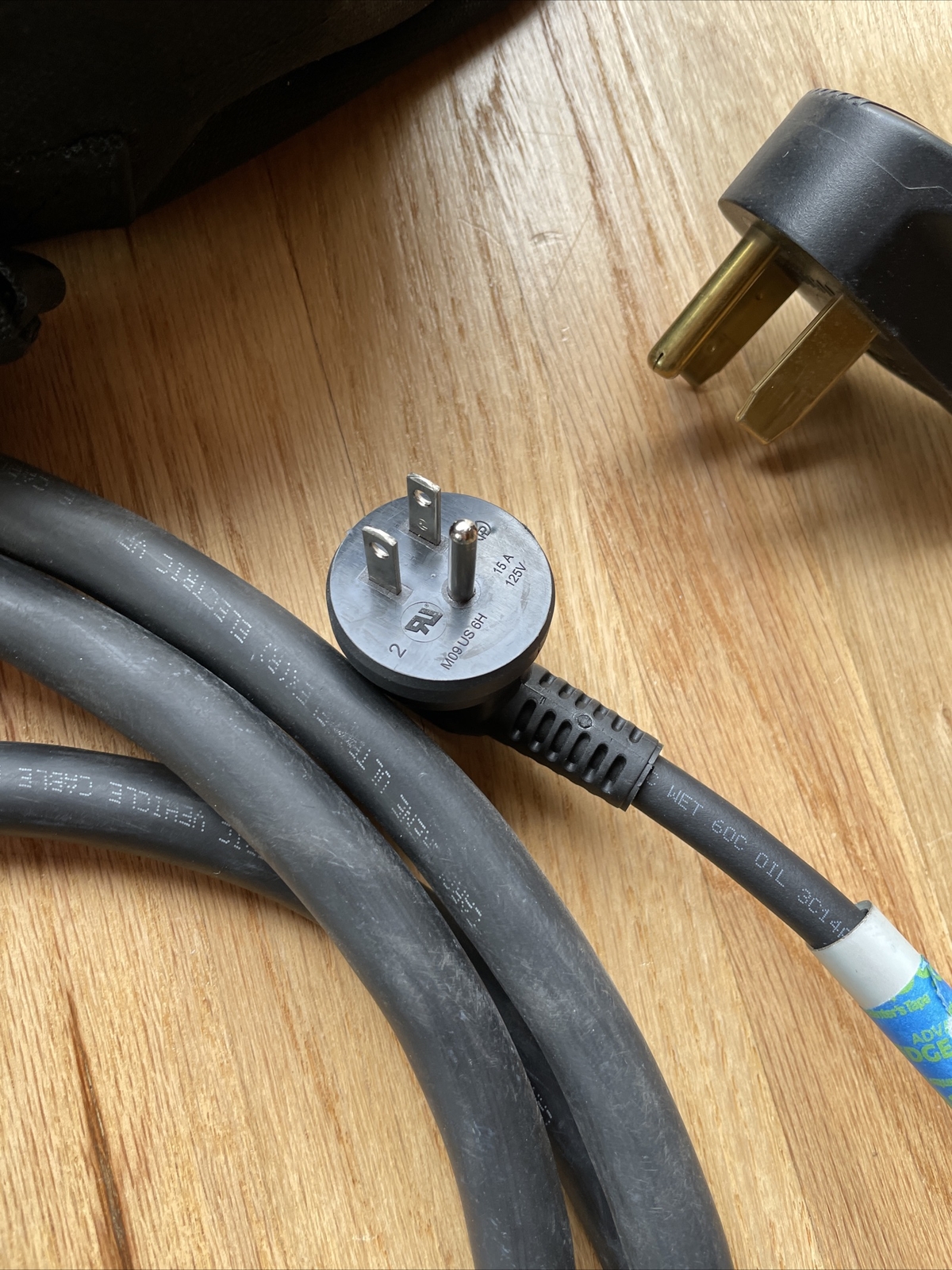 Audi e tron Charger Kit EV Universal Charging station 9.6kw 40A 120v ...