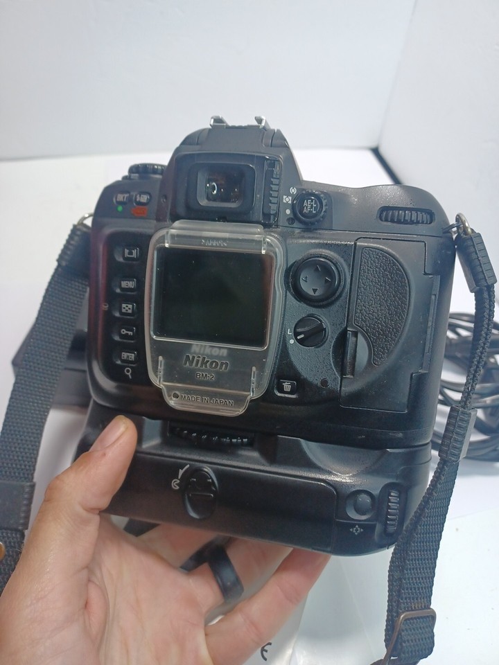 Nikon D100 6.1 MP Digital SLR Camera With MB D100 Grip - 18208252060| eBay