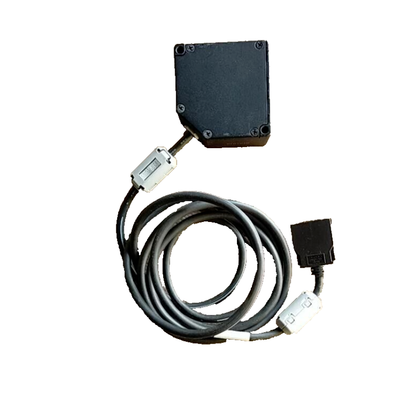 ZS-LD200 Omron Optoelectronic Switch Intelligent Sensor Spot Goods #CG ...