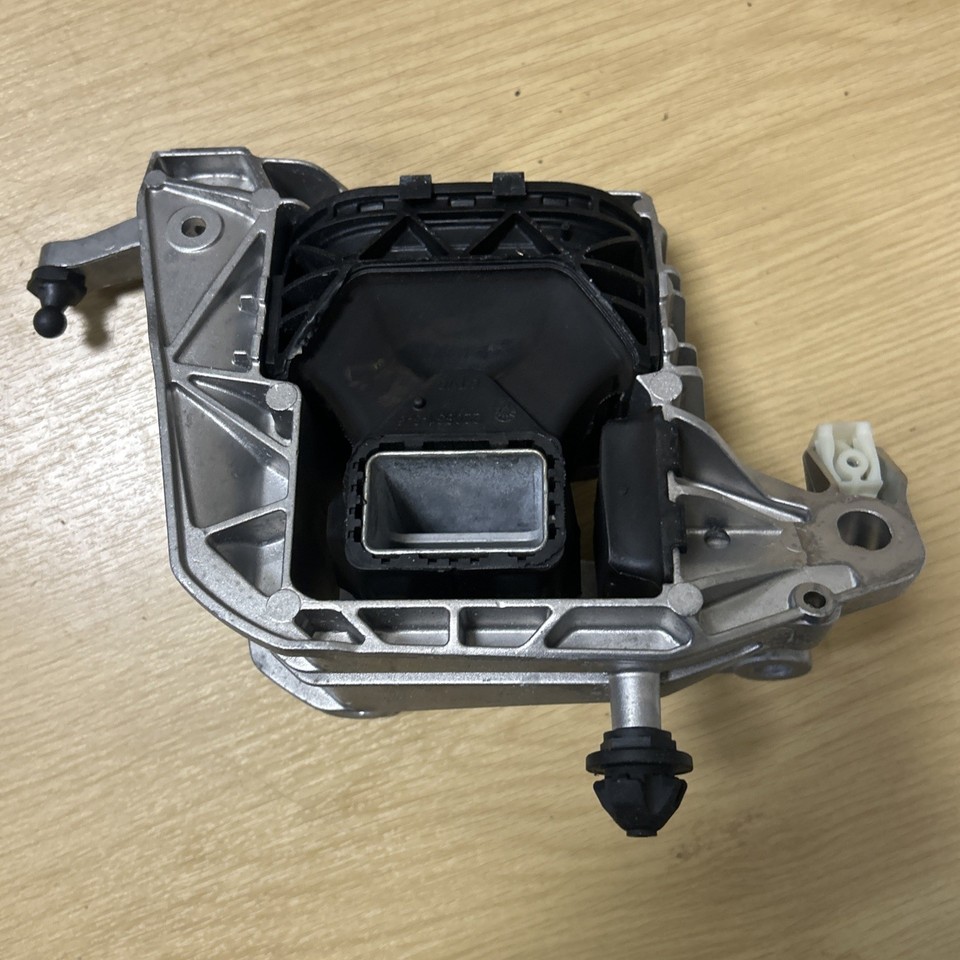 BMW X1 U11 2025 Right Driver Side Engine Mount 172768-10 | eBay UK